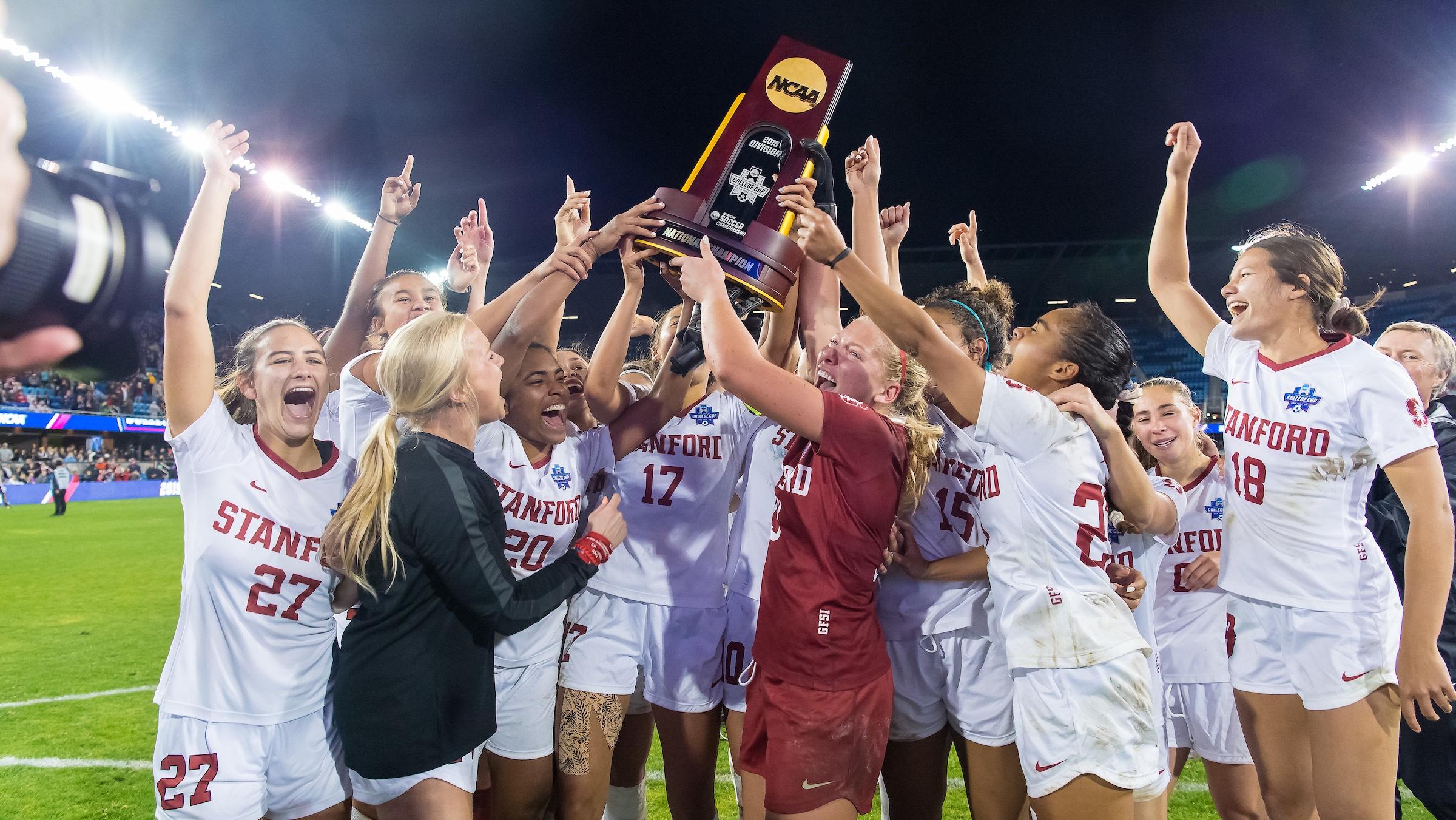 Best Women s College Soccer Players Slamstox Best Women s College Soccer Players Slamstox