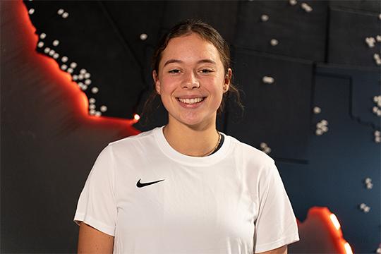 Yasmine Abbes - Slamstox